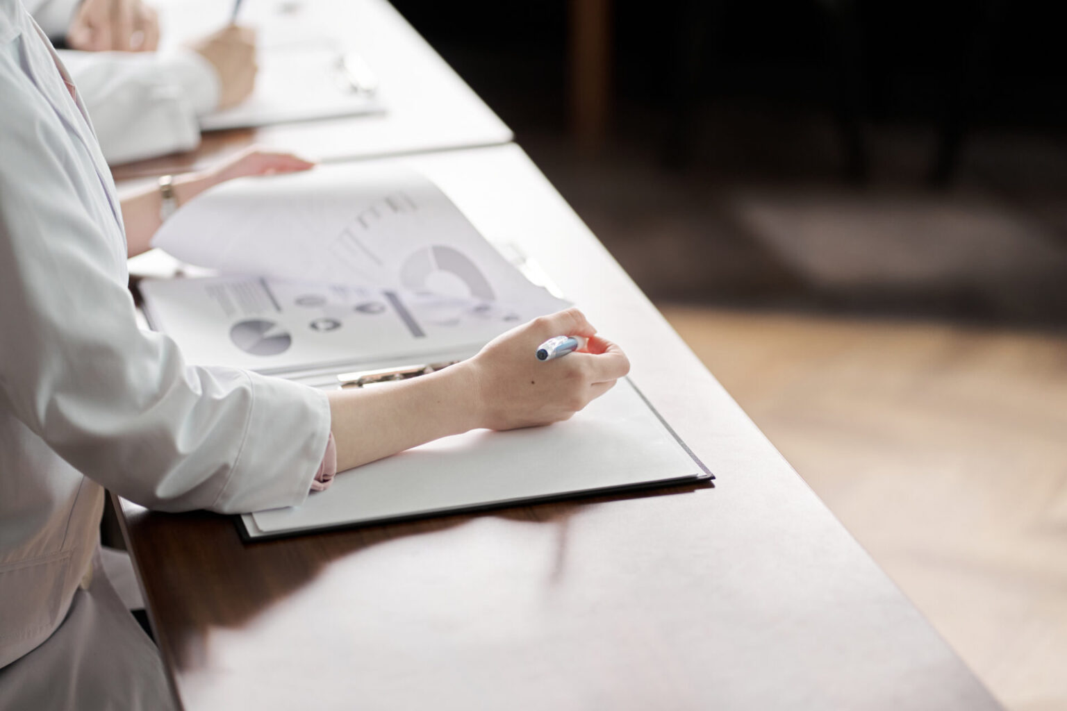 AATCC TM100（繊維材料の抗菌加工に関する試験方法） – 株式会社 衛生微生物研究センター